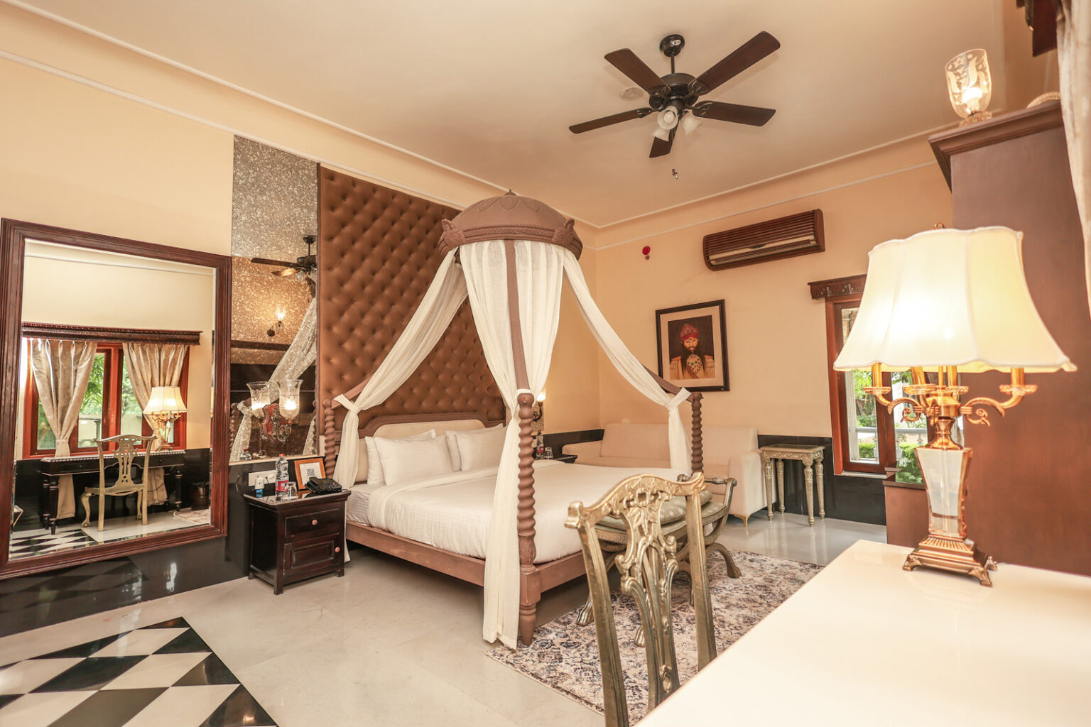 The Royal Retreat Resort & Spa, Udaipur